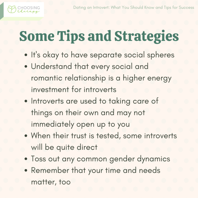 Dating an Introvert: What You Should Know & 14 Tips for Success
